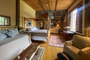 Home - The Common Man Inn & Spa