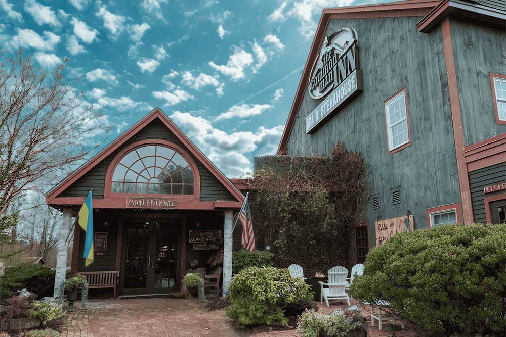 Home - The Common Man Inn